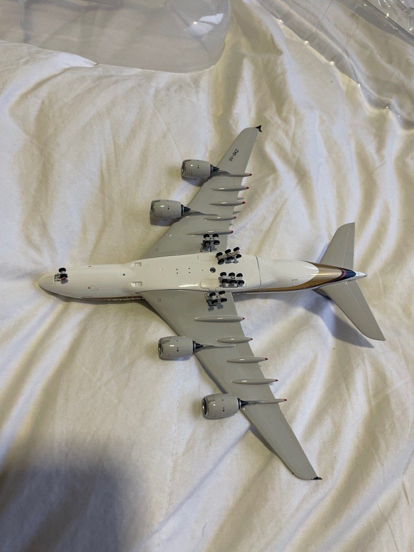 1/400 Phoenix Singapore Airlines A380 9V-SKZ full die cast model ...