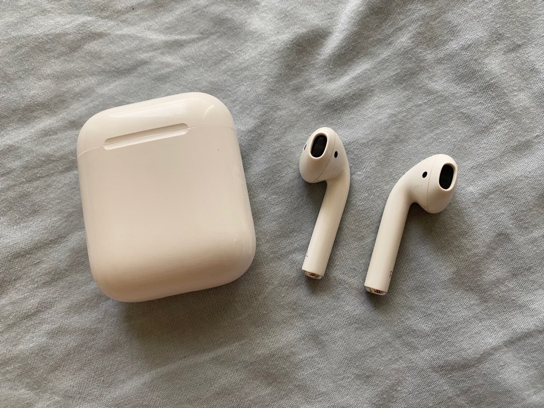 Airpods 1st Gen, Audio, Earphones on Carousell