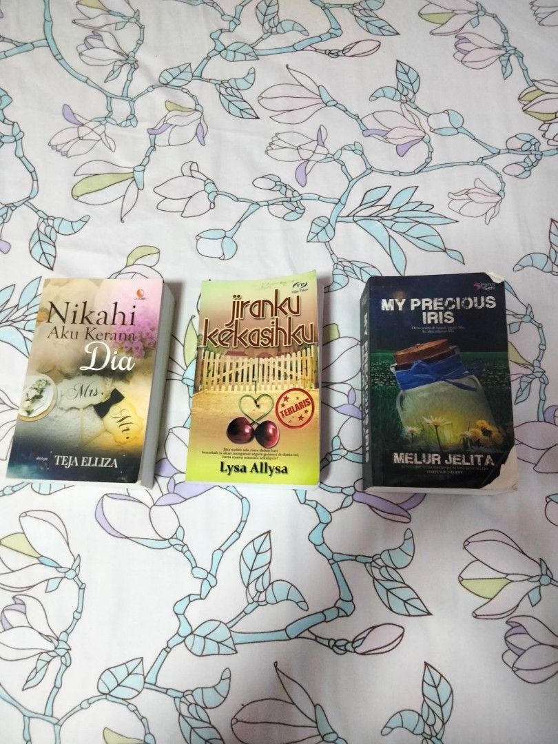 Novel Malay Books Buku Melayu, Hobbies & Toys, Books & Magazines ...