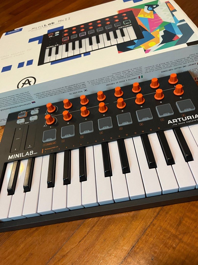 Arturia MiniLab MkII Mini MiDi, Hobbies & Toys, Music & Media, Musical ...