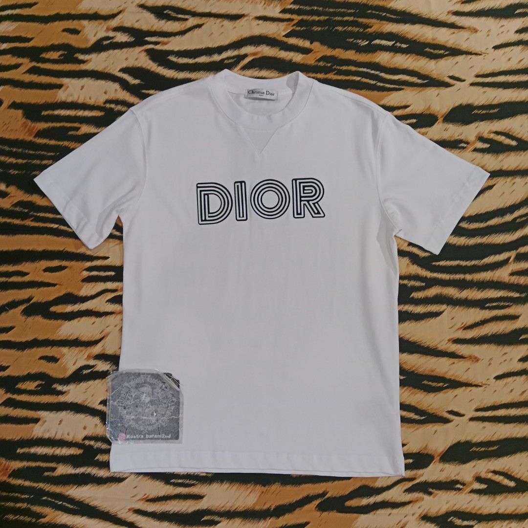Christian dior tee, Fesyen Pria, Pakaian , Atasan di Carousell