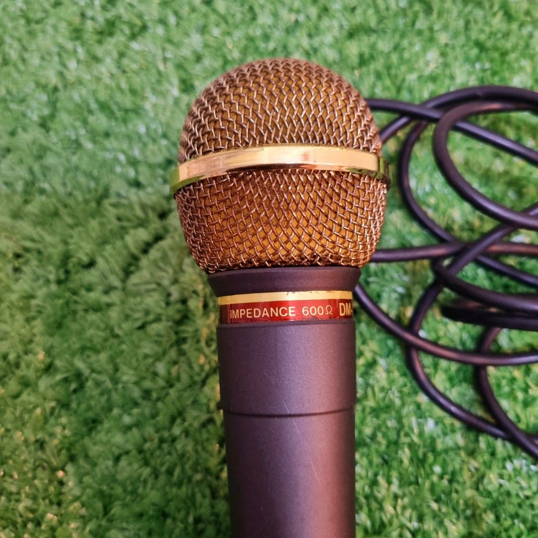 Classic Microphone Dynamic DM-307, Audio, Microphones on Carousell