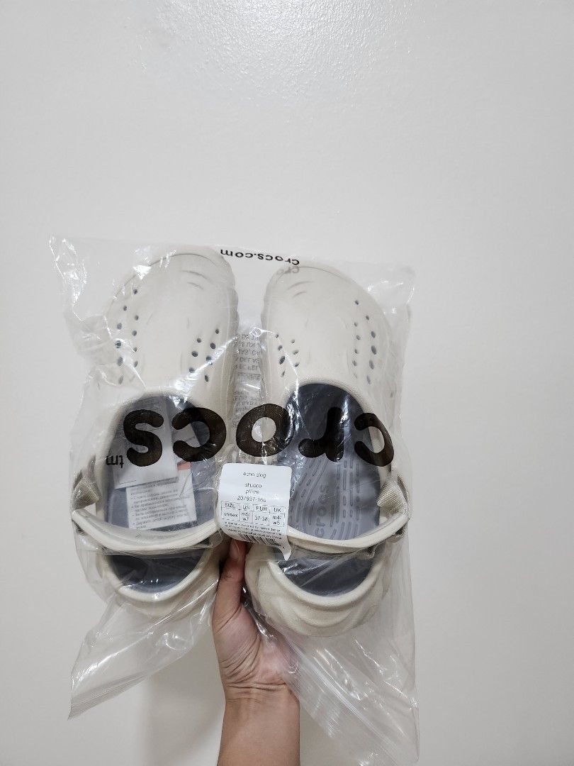 Crocs Echo Clog Stucco M5/W7, Women's Fashion, Footwear, Slippers and slides on Carousell