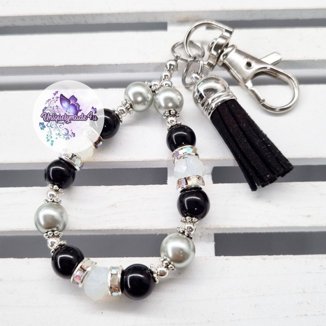 Crystal Pearl Bag Charm, Women's Fashion, Watches & Accessories, Other ...