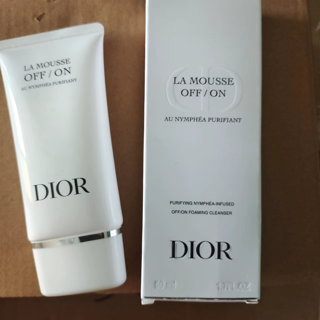 Dior LA MOUSSE OFF/ON FOAMING CLEANSER 50ml, Health & Beauty, Skin ... Dior LA MOUSSE OFF/ON FOAMING CLEANSER 50ml, Health & Beauty, Skin ...