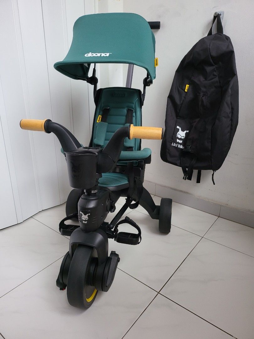 Doona Liki Trike S5 racing green, Babies & Kids, Going Out, Strollers ...