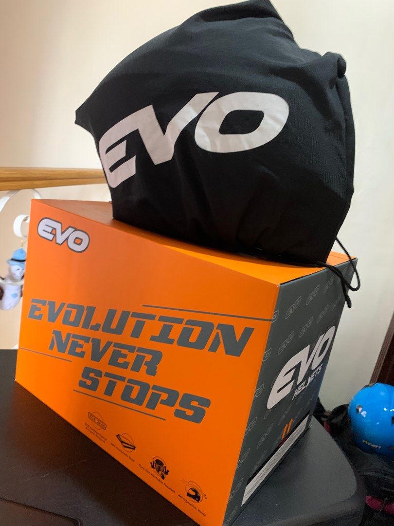 EVO GTPRO Riot Full face Helmet (Dual Visor), Motorbikes, Motorbike ...