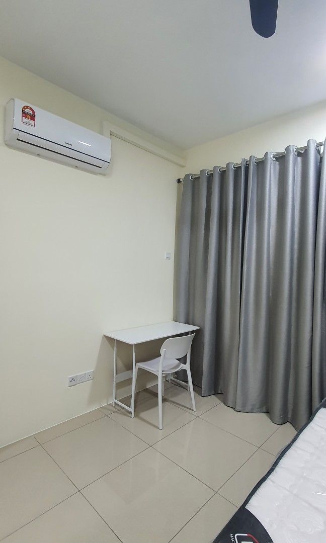 [Female Unit] Platinum Splendor @ Semarak @ Master Room, Property ...