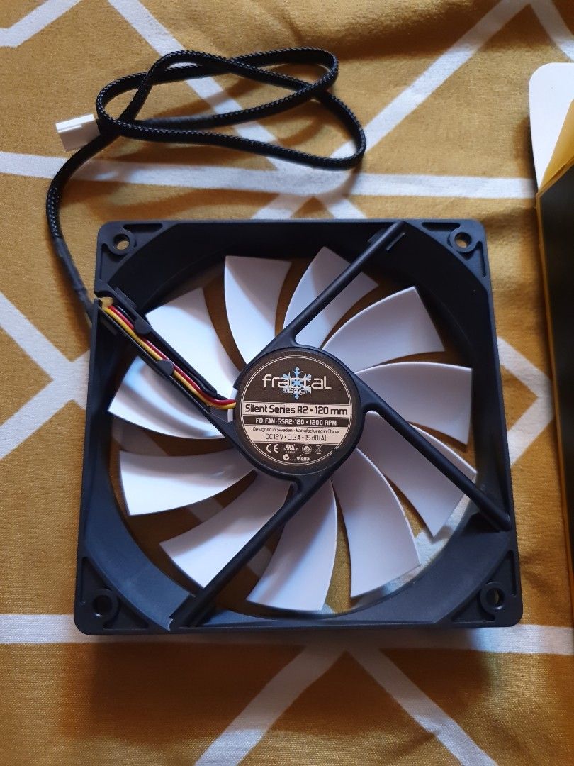 Fractal Design fan 120mm, Computers & Tech, Desktops on Carousell