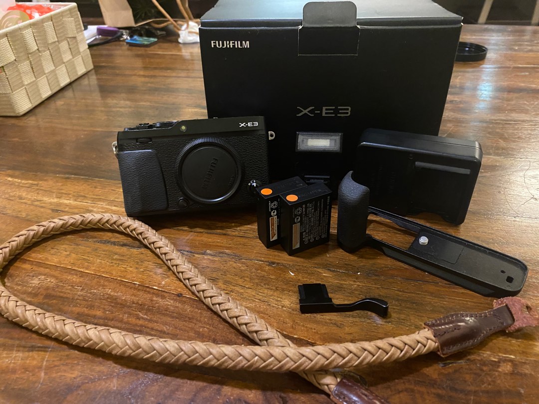 Fujifilm XE3 X-E3 body + freebies, Photography, Cameras on Carousell