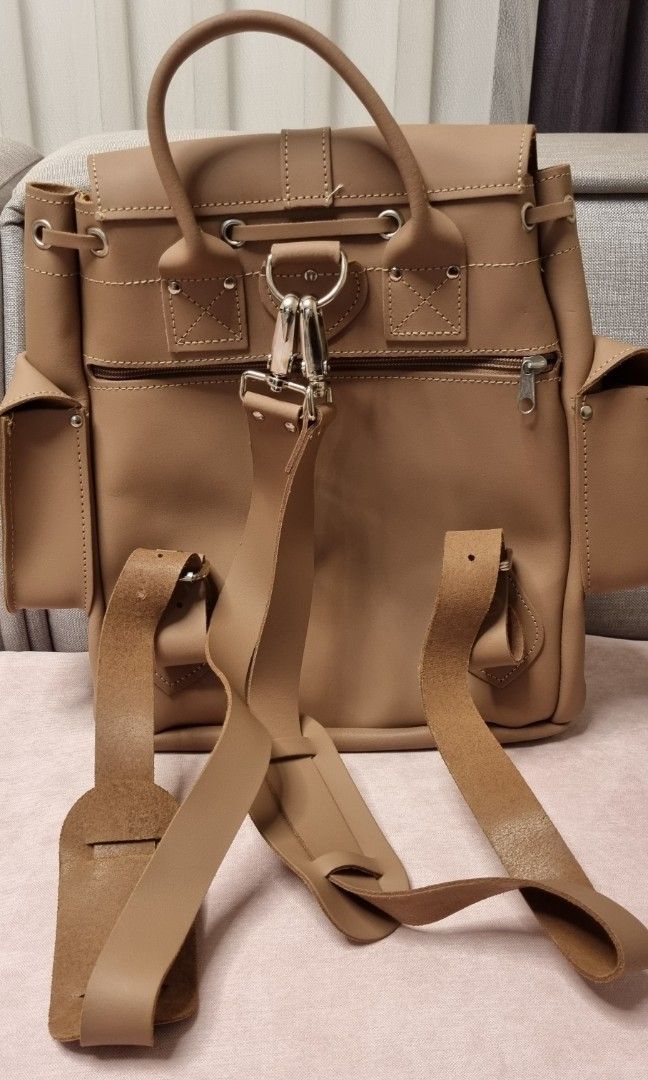 Grafea backpack, Women's Fashion, Bags & Wallets, Backpacks on Carousell
