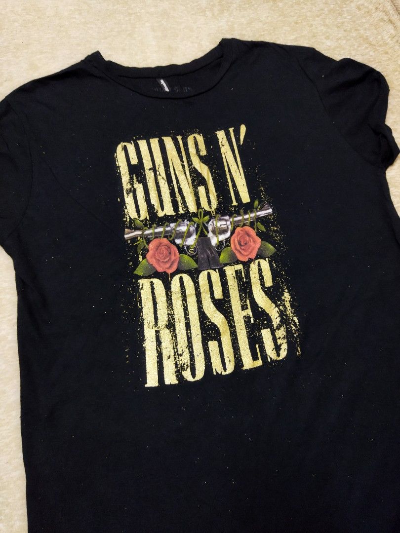Guns N Roses, Women's Fashion, Tops, Other Tops on Carousell