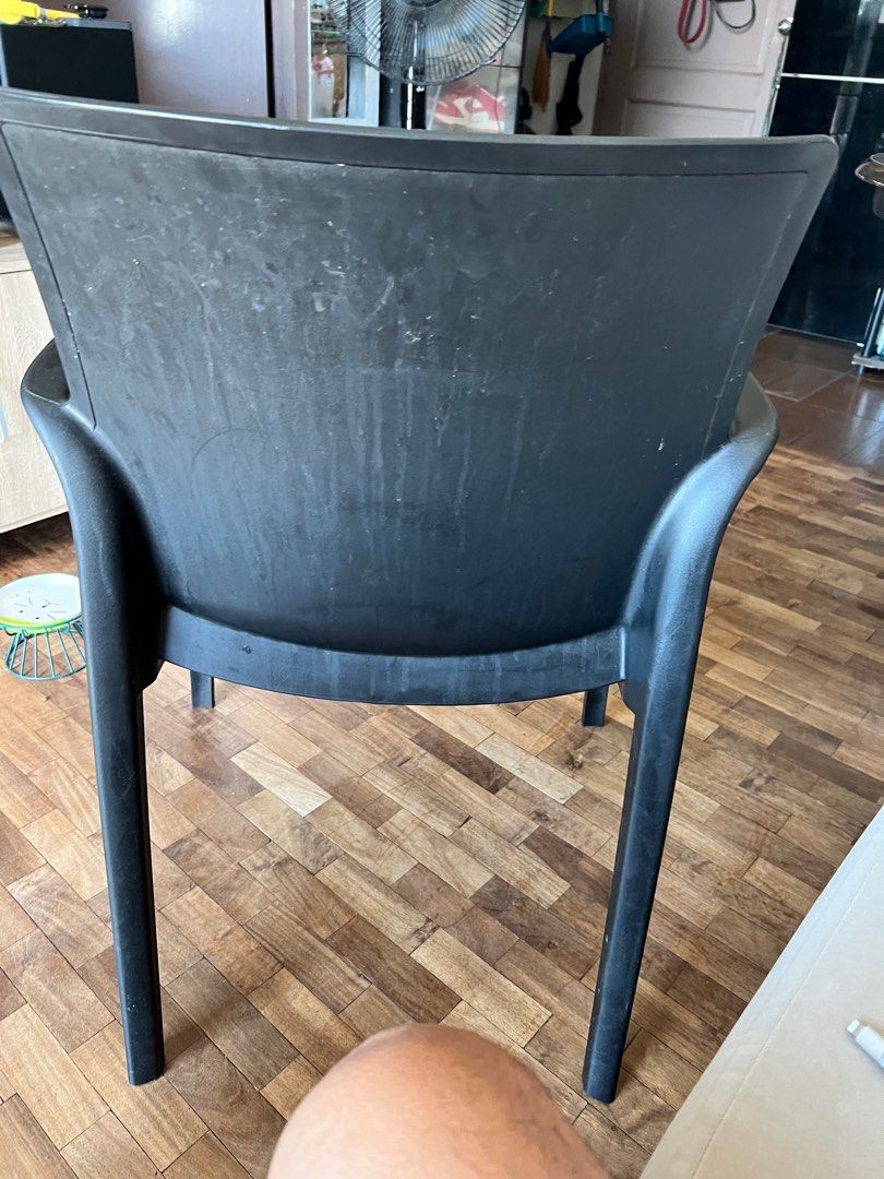 Hard plastic chair, Furniture & Home Living, Furniture, Chairs on Carousell