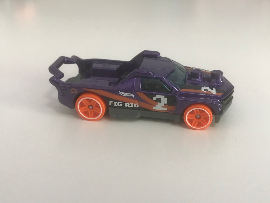 Hot Wheels Fig Rig, Hobbies & Toys, Toys & Games on Carousell
