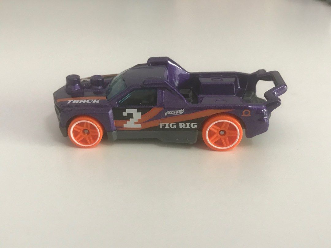 Hot Wheels Fig Rig, Hobbies & Toys, Toys & Games on Carousell