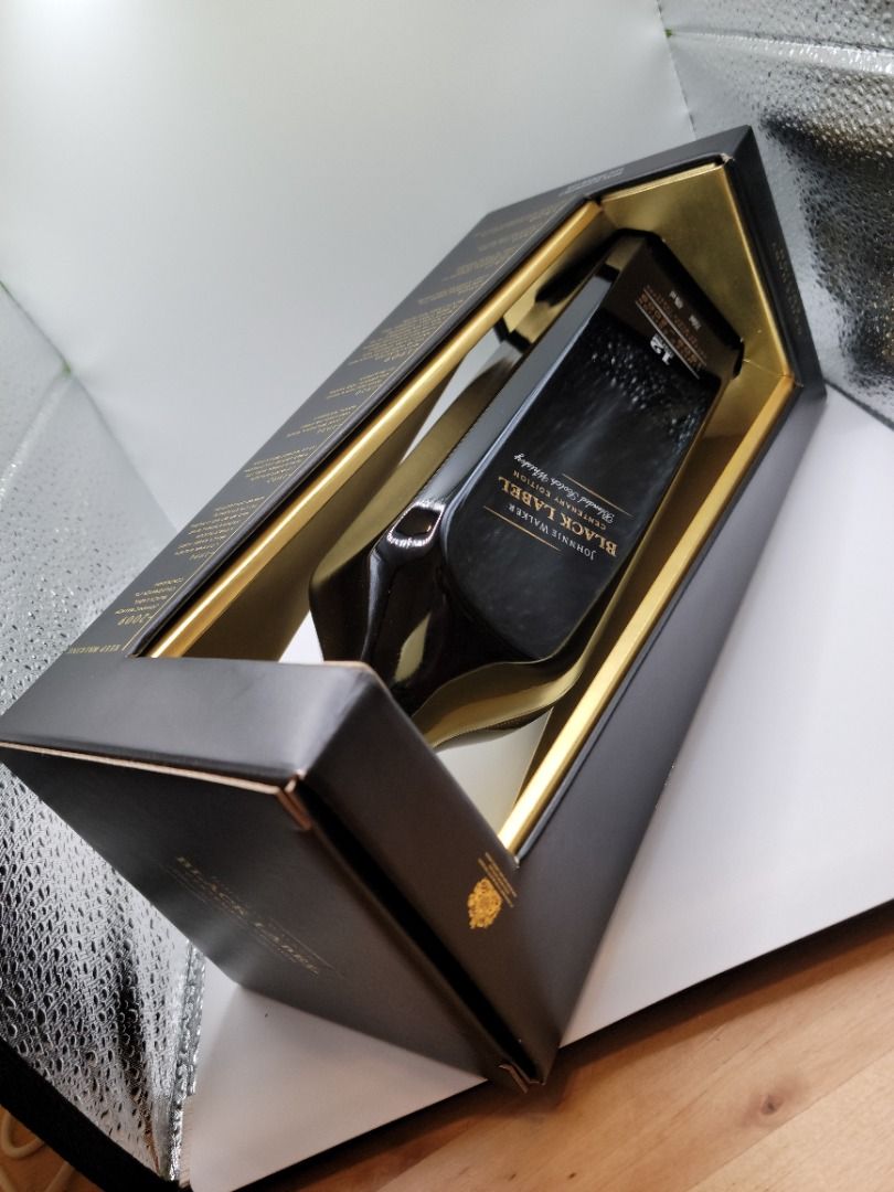 Johnnie Walker centenary edition 12 Years Old Black Lebel -100 Years Of ...