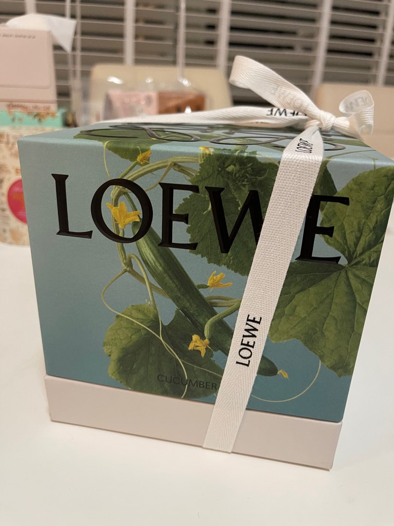 Loewe scented candle BNIB, Beauty & Personal Care, Fragrance ...