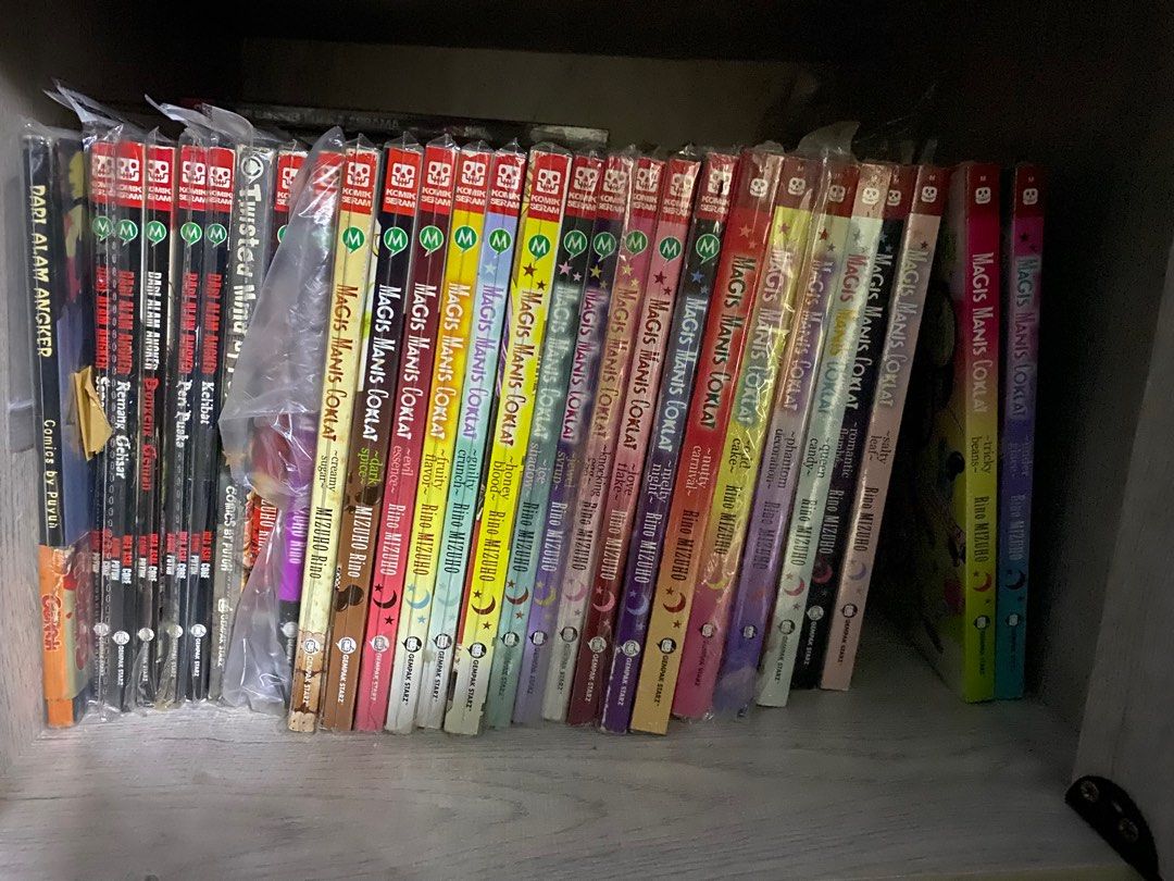 Lum Sum Komik Lama & Baru, Hobbies & Toys, Books & Magazines, Comics ...