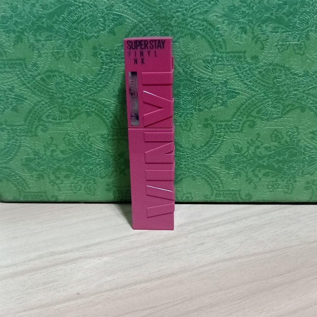 MAYBELLINE VINYL 'SAUCY', Beauty & Personal Care, Face, Makeup on Carousell