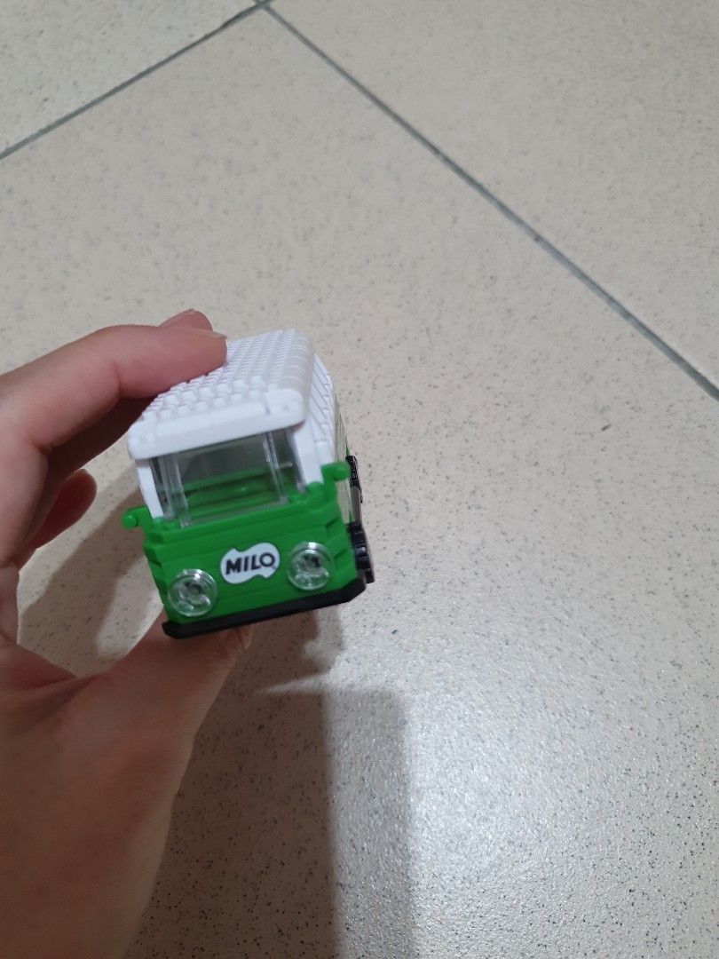 Milo Mini Brick Van Collectibles Year 2022 Edition -1980s, Hobbies ...