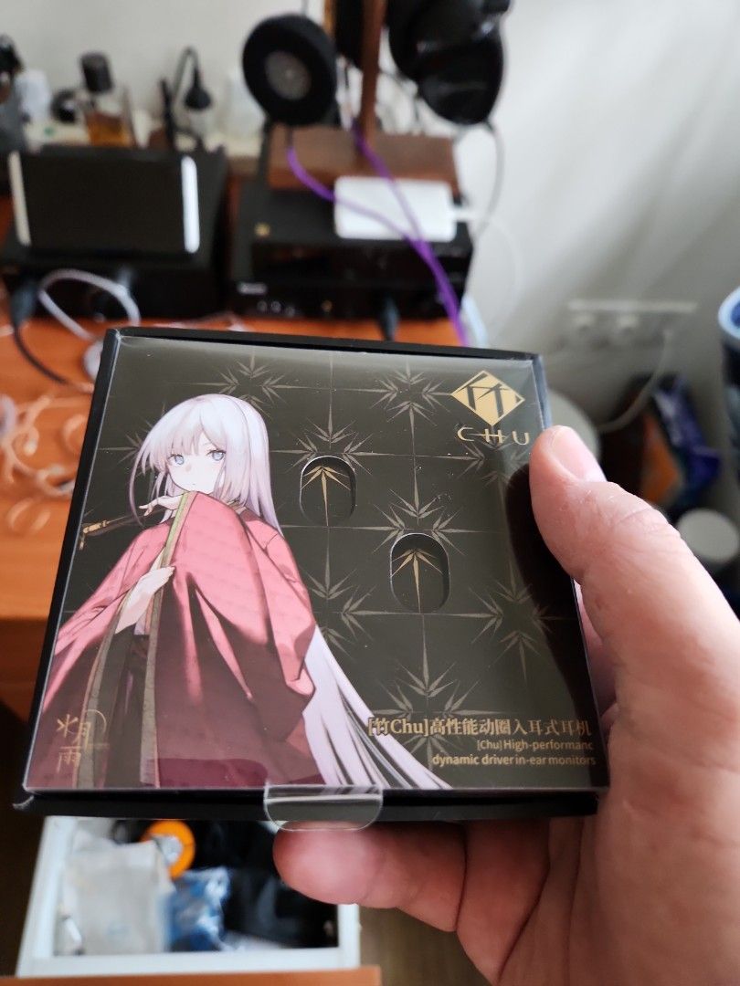 Moondrop Chu w MIC + Spring tips, Audio, Earphones on Carousell