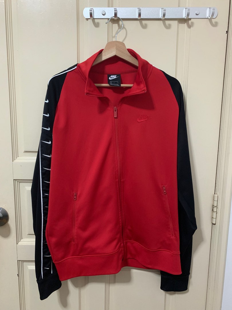 Nike Red Jacket, Men's Fashion, Coats, Jackets and Outerwear on Carousell