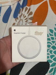 ORIGINAL APPLE MAGSAFE, Computers & Tech, Parts & Accessories, Chargers ...