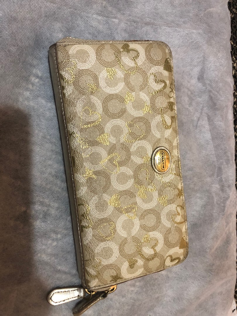 Original Coach Wallet, Luxury, Bags & Wallets on Carousell