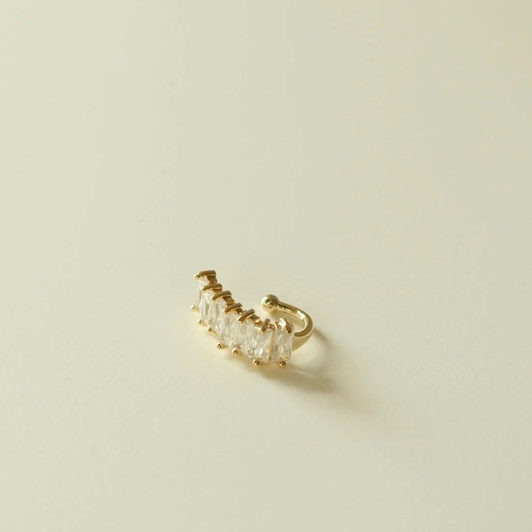 Pandora Ear Cuff, Women's Fashion, Jewelry & Organisers, Earrings on ...
