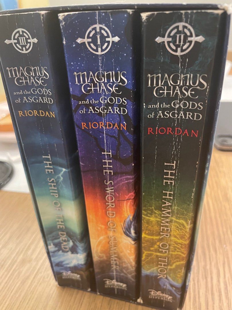 Rick Riordan Magnus Chase series, 興趣及遊戲, 書本 & 文具, 小朋友書 - Carousell