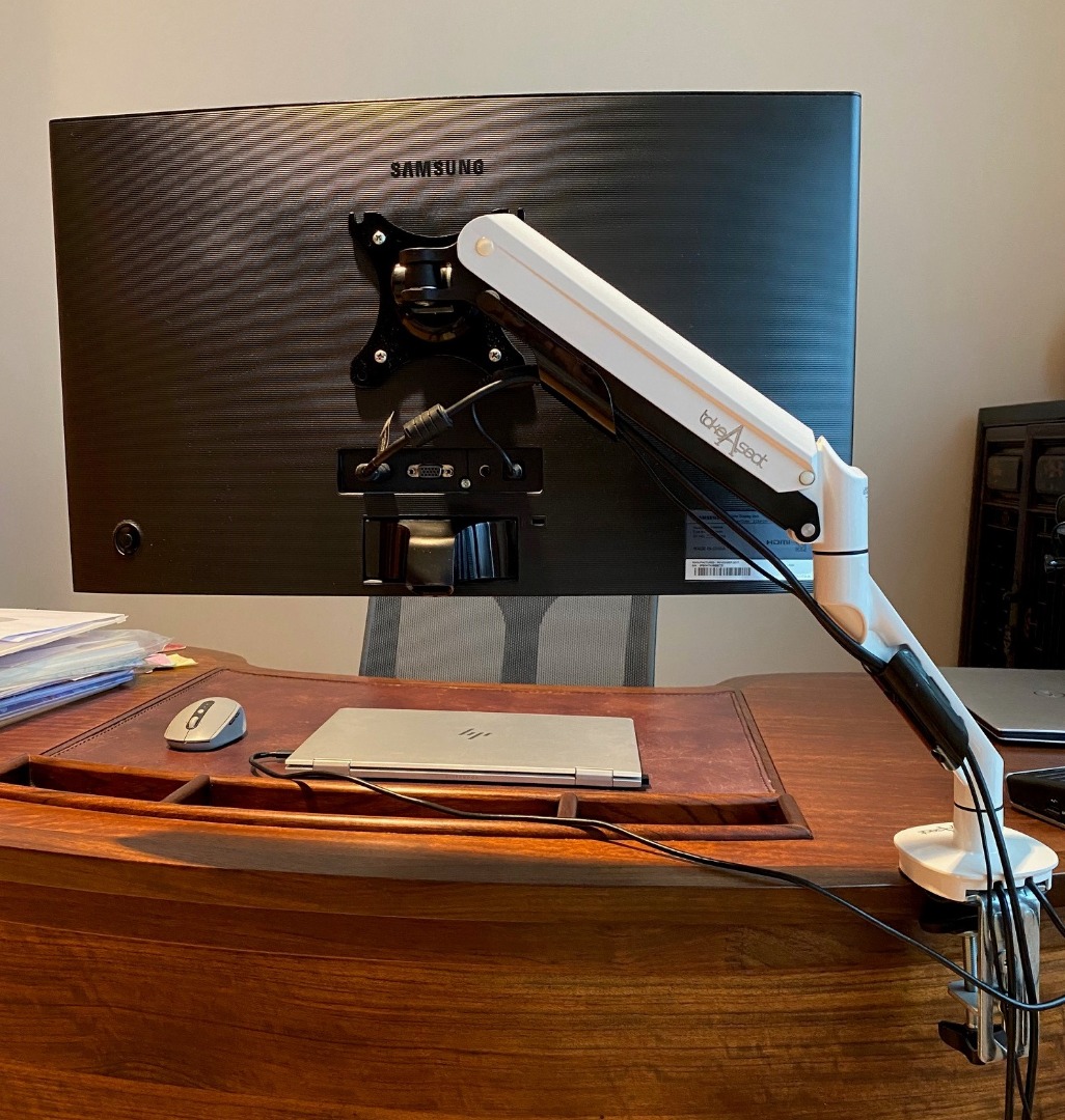 Samsung CF390 24" curved monitor screen with monitor arm., Computers ...