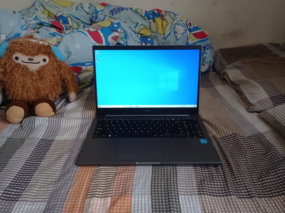 Samsung NP550XDA-KA1HK, 電腦＆科技, 手提電腦 - Carousell
