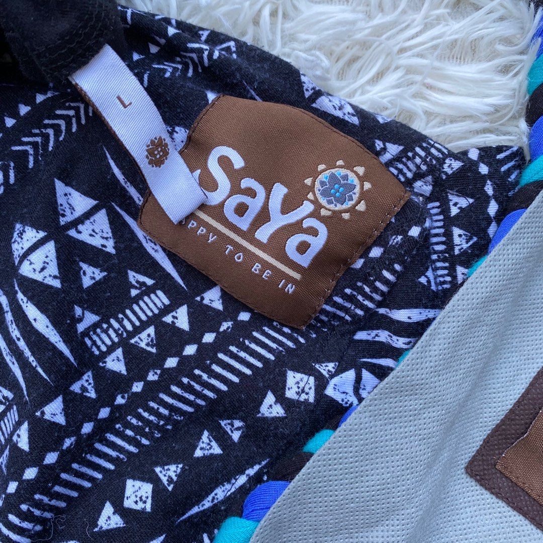 Saya carrier (Large), Babies & Kids, Babies & Kids Fashion on Carousell