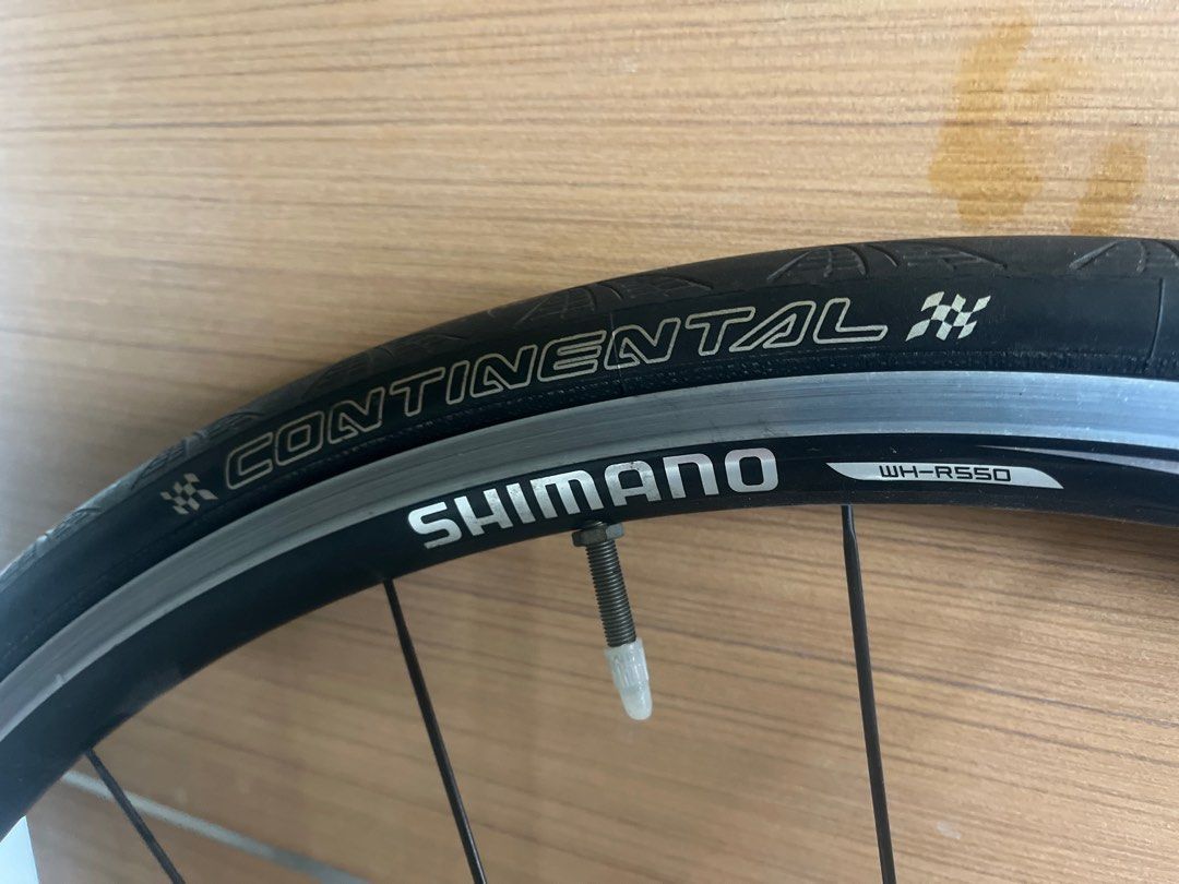 Shimano WH-R550 Wheelset 700C, Sports Equipment, Bicycles & Parts ...