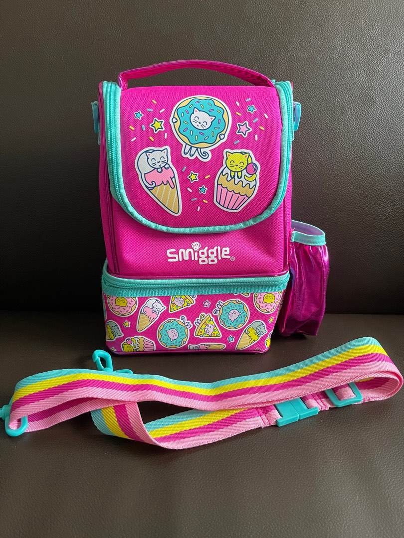 Smiggle Lunch Bag, Babies & Kids, Babies & Kids Fashion on Carousell