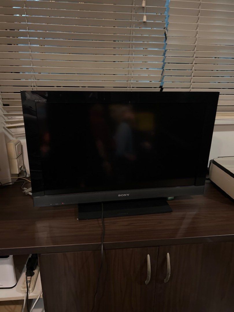 SONY BRAVIA TV 32”, TV & Home Appliances, TV & Entertainment, TV on ...