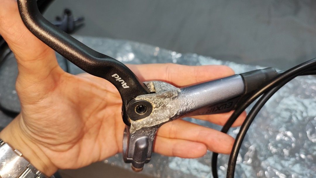 SRAM Elixir 3 Hydraulic brakes READ DESCRIPTION, Sports Equipment ...