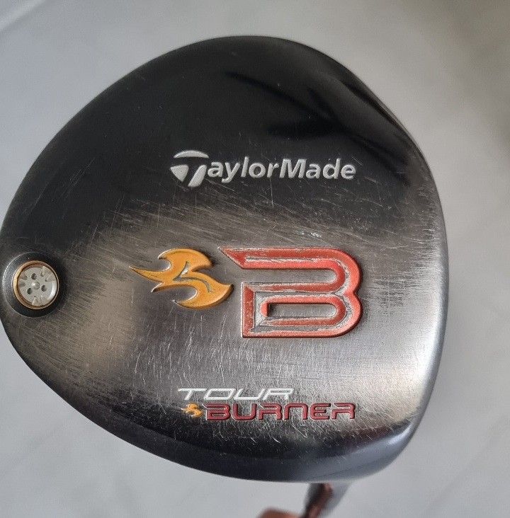 Taylormade Tour Burner Driver, Sports Equipment, Sports & Games, Golf ...