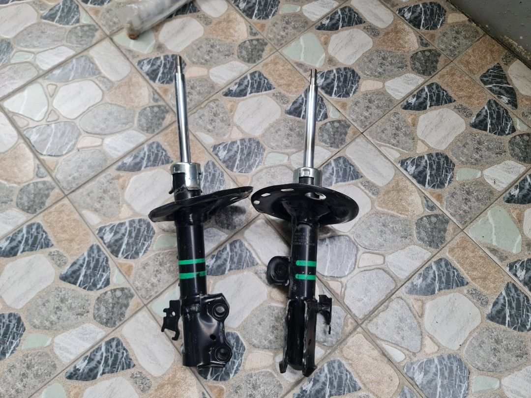 Toyota Alphard Front Shock Original Used, Car Parts & Accessories ...