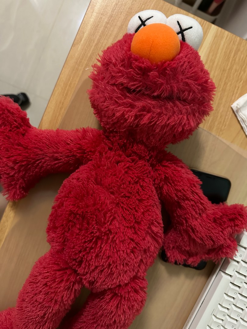 Uniqlo Kaws Elmo, Hobbies & Toys, Toys & Games on Carousell