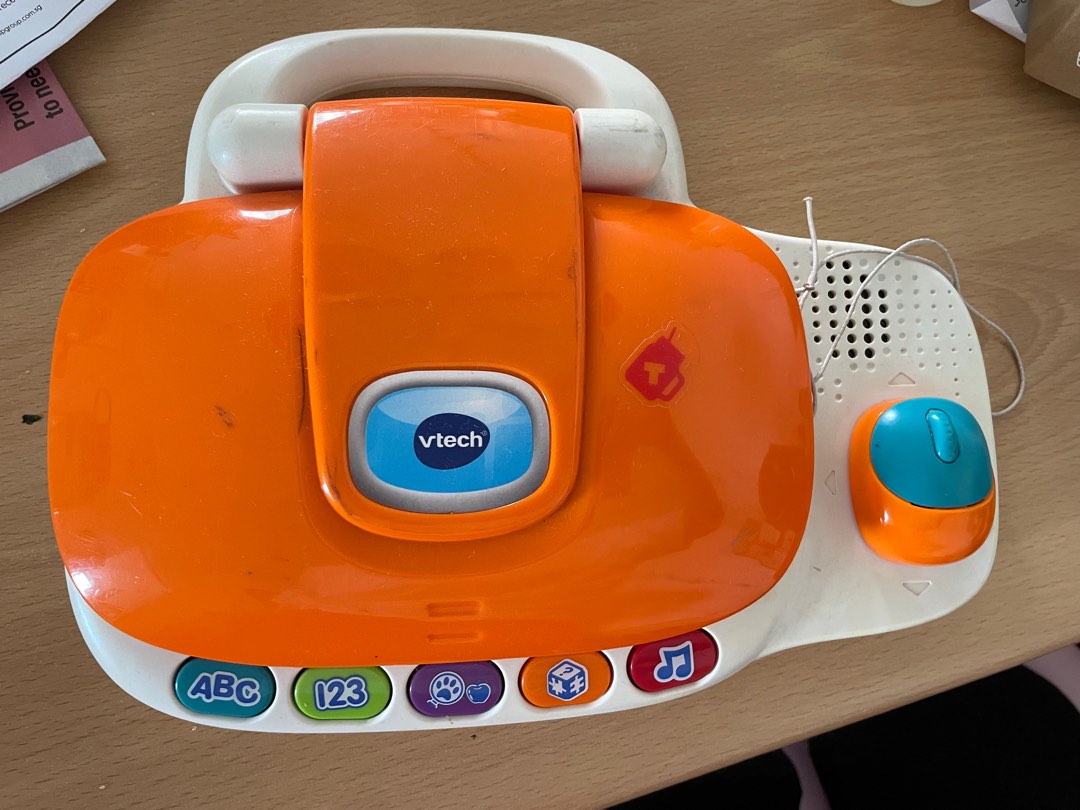 Vtech kids toy laptop, Hobbies & Toys, Toys & Games on Carousell