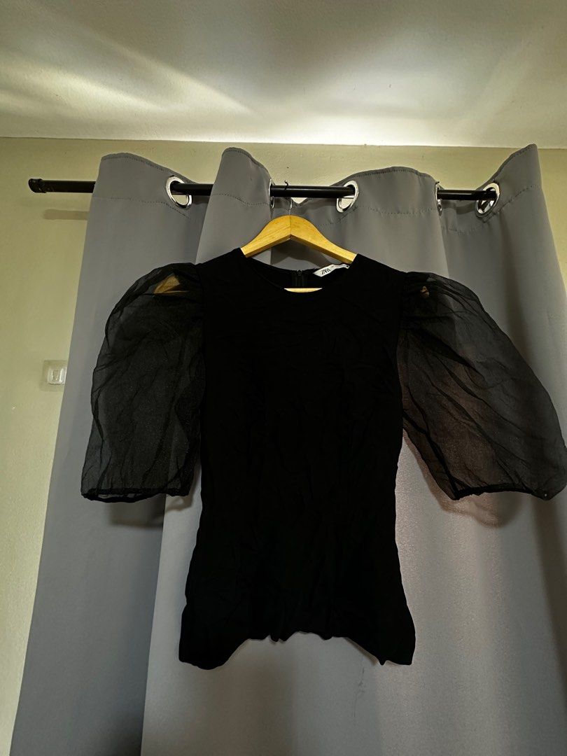 Zara black top with sheer organza puffed sleeves, Women's Fashion, Tops ...