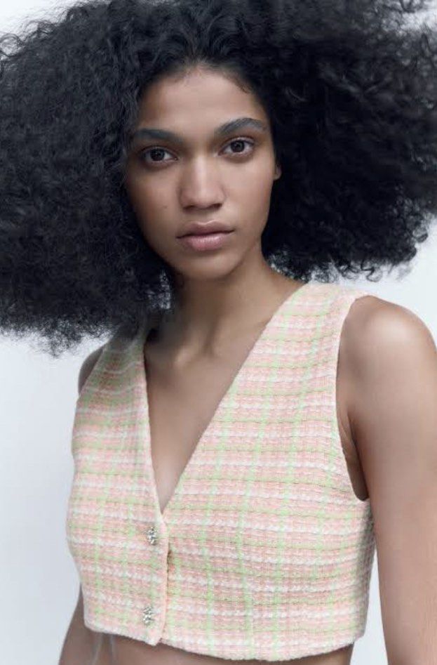 Zara Short Textured Waistcoat, Women's Fashion, Tops, Others Tops on ...