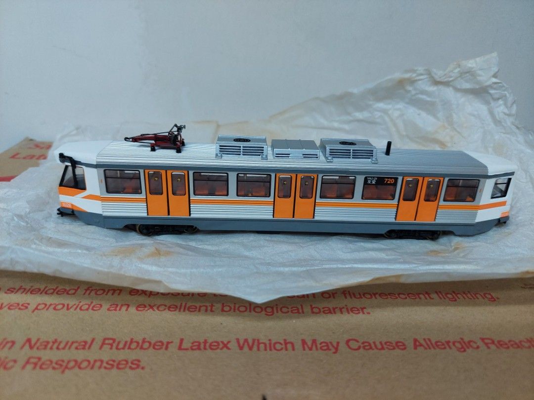 1/87 KCR KCRC 九廣鐵路 九鐵 LRT 第一代 輕便鐵路 輕鐵 列車 模型, 興趣及遊戲, 收藏品及紀念品, 古董收藏 ...