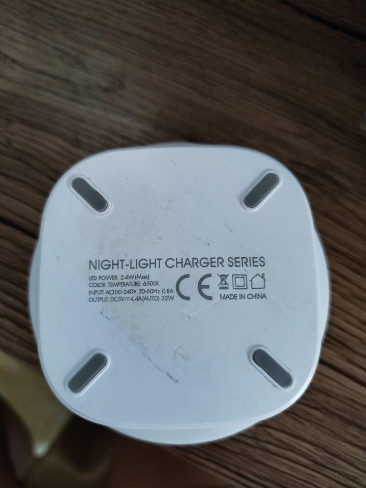 2 in 1 LED PRESS LAMP and USB Hub Charging HUB charging station, Mobile ...