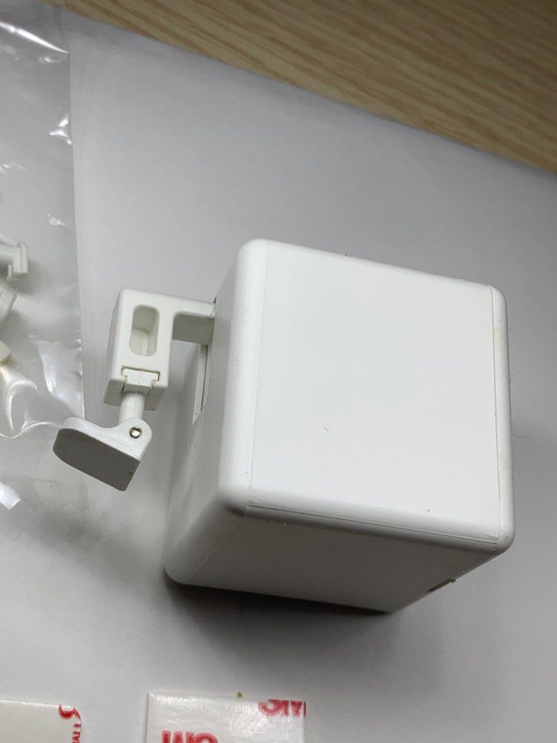 Adaprox Fingerbot White Smart Button Pusher, TV & Home Appliances, TV ...