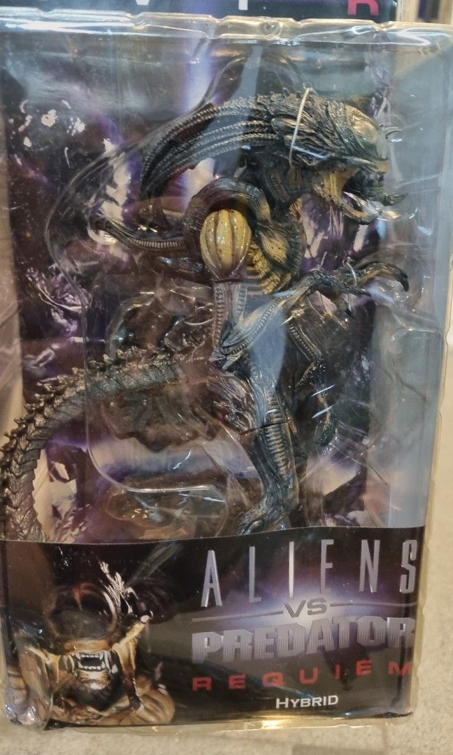 Alien & predator collection, Hobbies & Toys, Toys & Games on Carousell