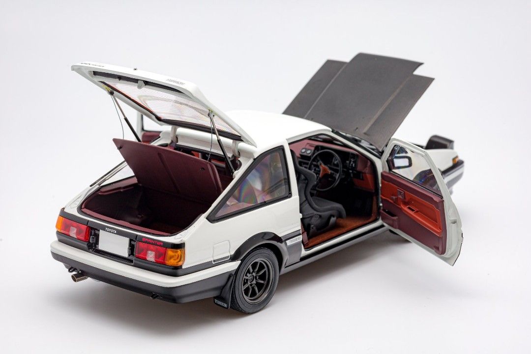合金AUTOart 1/18 Toyota Sprinter Trueno (AE86) Initial D "Project D Ver ...
