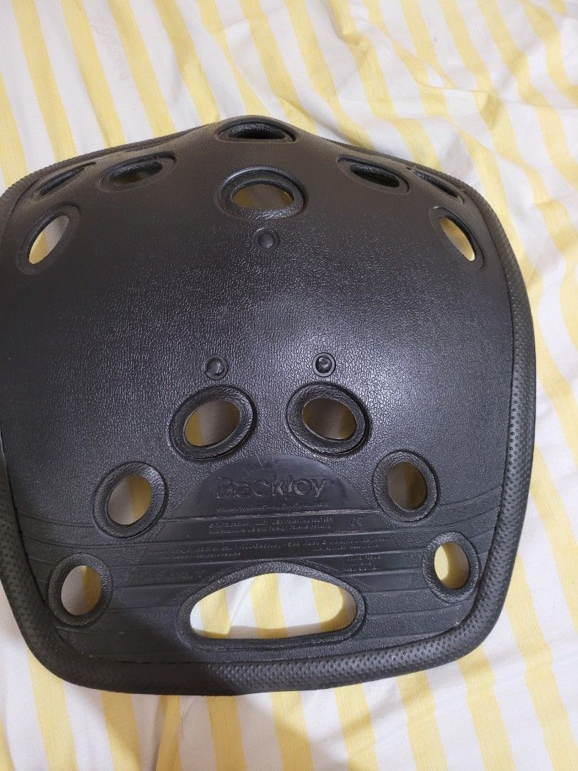 BackJoy SitSmart Posture Plus, Health & Nutrition, Braces, Support & Protection on Carousell