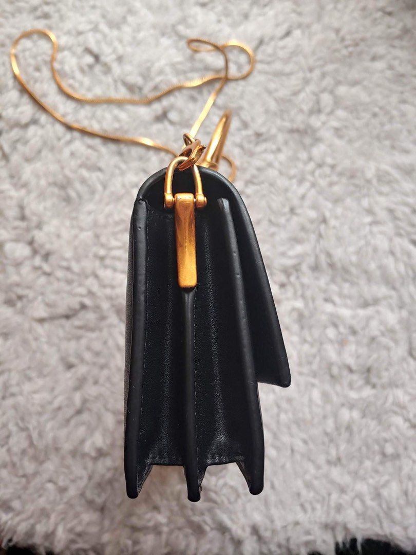 Charles & Keith Metal Knot Handle, Women's Fashion, Bags & Wallets ...